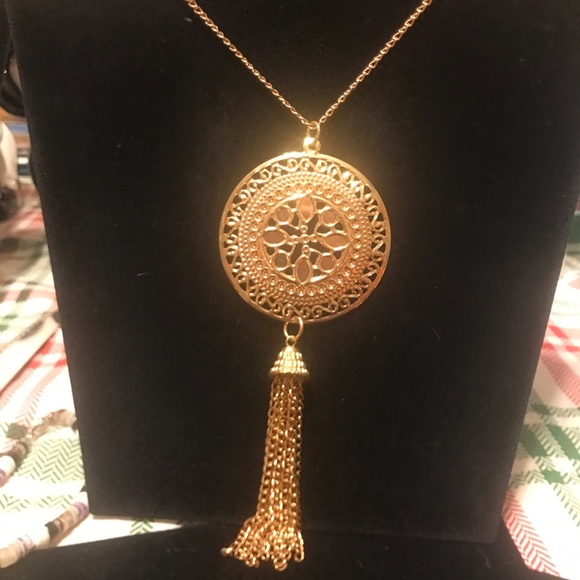 Jewelry | Vintage Goldtone Filigree Cut Out Tassel Necklace | Poshmark